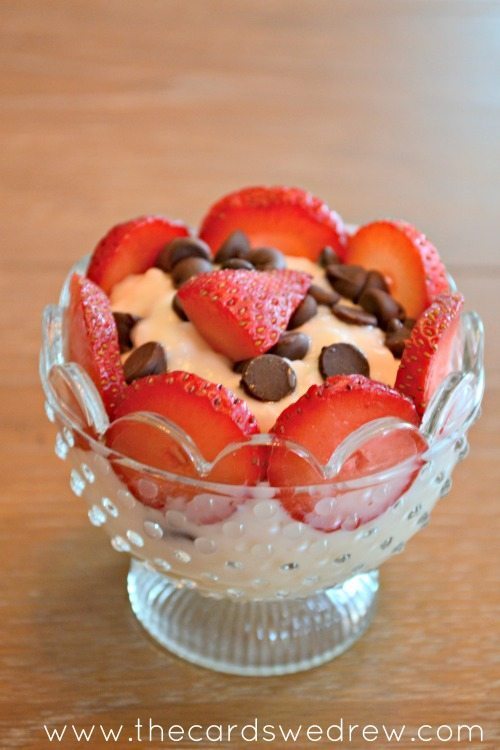 S'more Pudding Parfait Filled With Chocolate, Marshmallows and Crackers