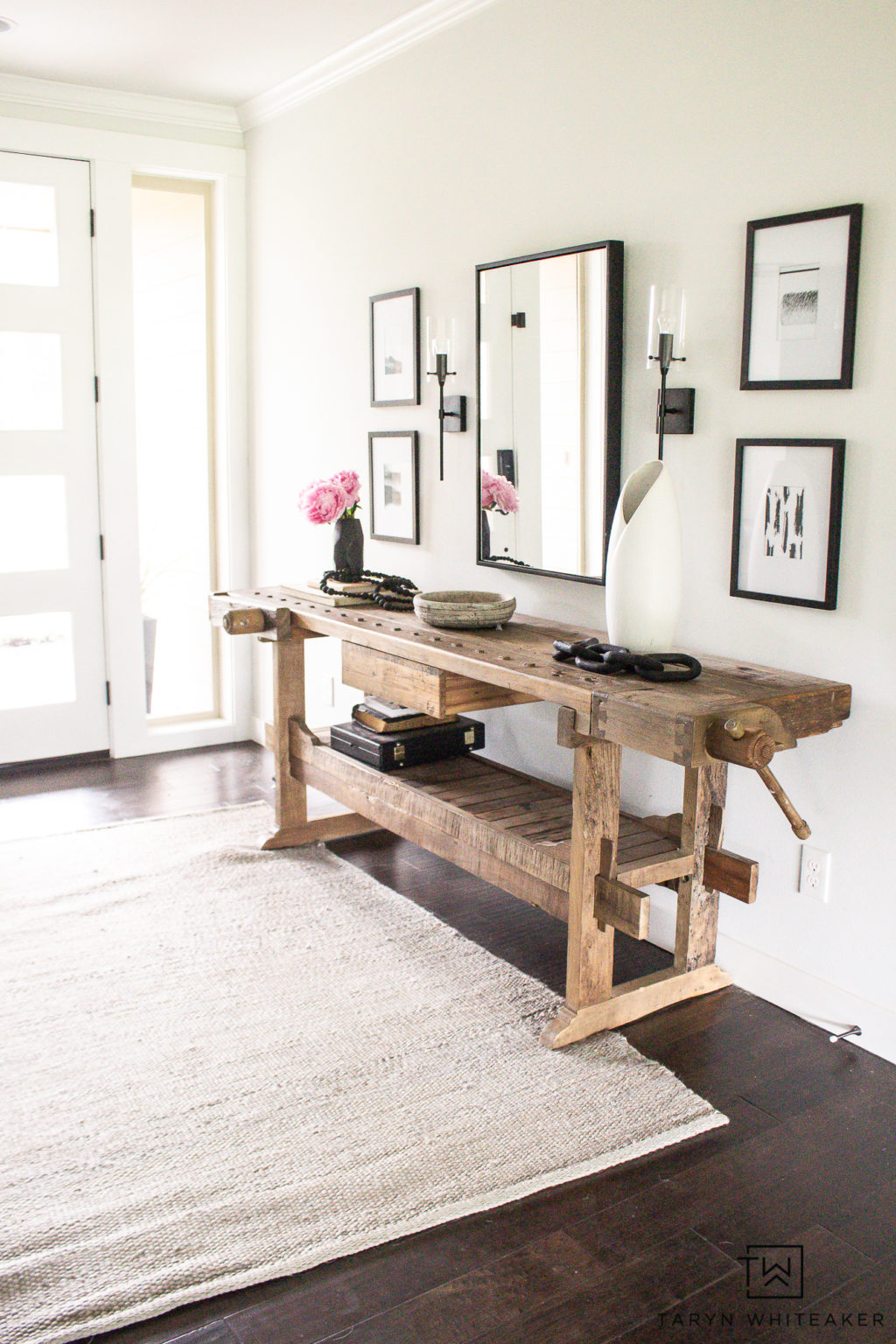 Simple Summer House Tour - Taryn Whiteaker Designs