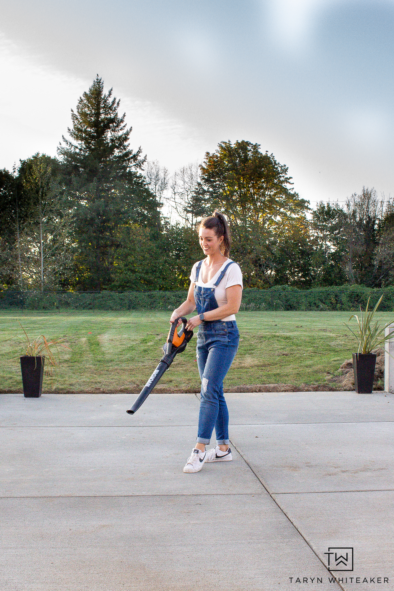 Must Have Yard Tools - Taryn Whiteaker Designs