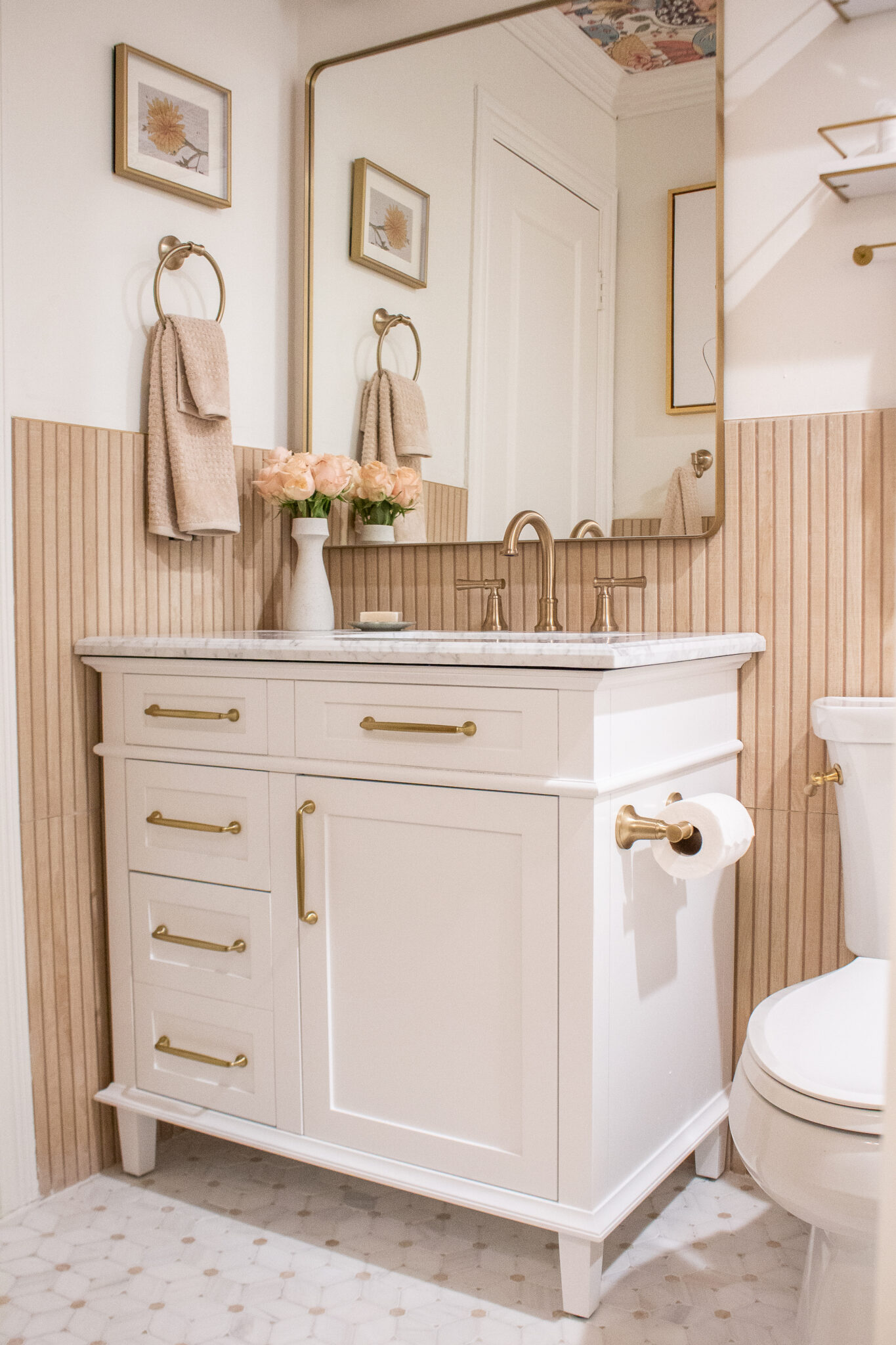 Teenage Girls Bathroom Design - Taryn Whiteaker Designs