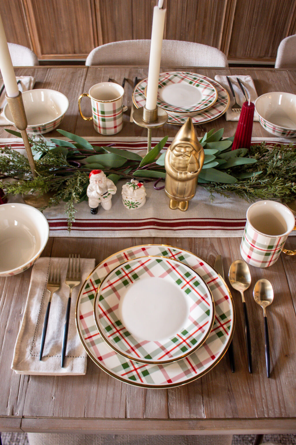 Christmas Brunch Table Decor